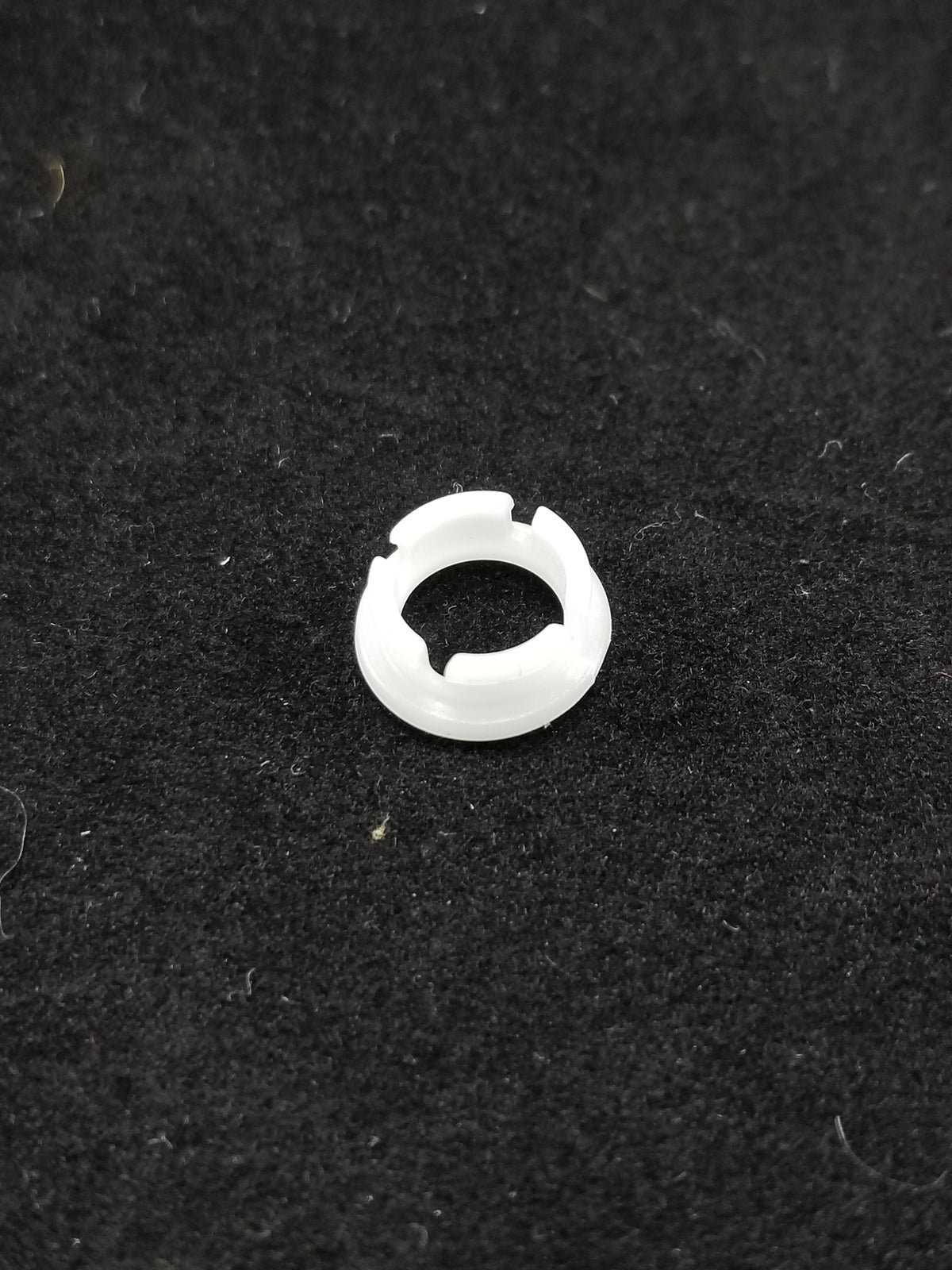 TAJIMA - PRESSER FOOT BUSHING [090460040020, 1-6-4] — Sii Store